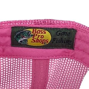 Bass Pro Shops | Accessories | Bass Pro Shops Ladies Pink Printed Logo ...